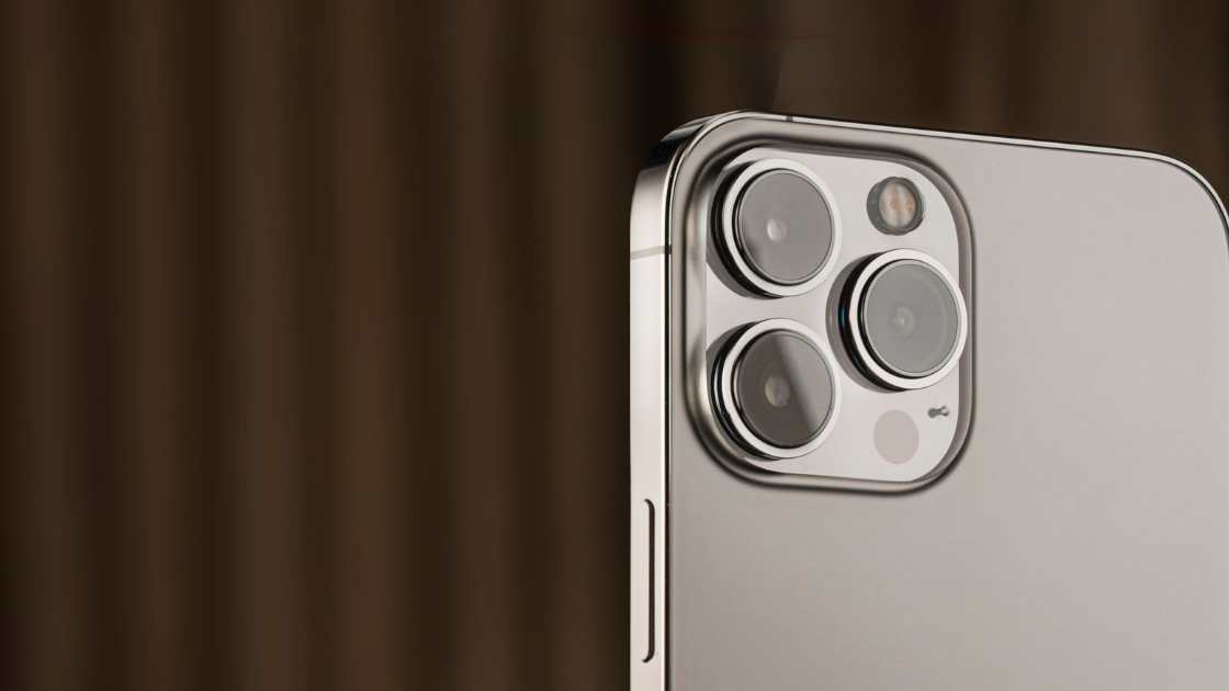 Is the iPhone 13 Pro Max Waterproof? We Put it to the Test